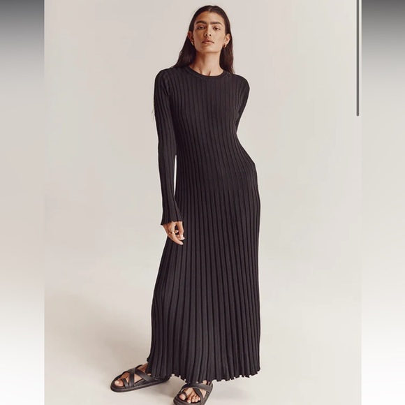 DISSH | Dresses | Dissh Ada Black Long Sleeve Midi Dress In Black ...